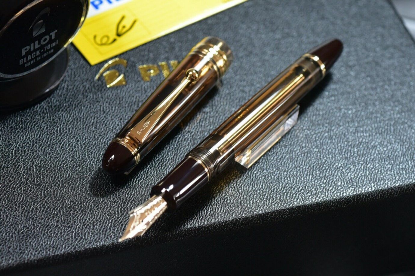 Pilot Custom 823 Amber demonstrator Fountain Pen - Ibérica Pens ...