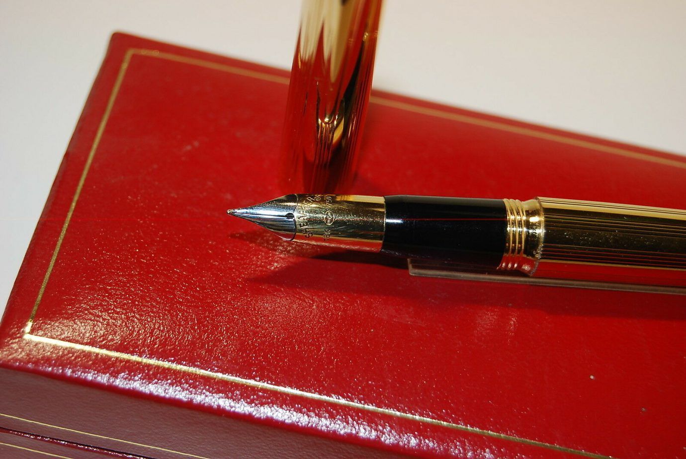 Sheaffer Crest Fountain Pen GOLD electroplate - Ibérica Pens ...