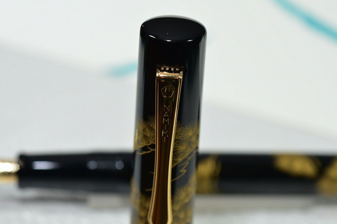 Pluma estilográfica Namiki Chinkin Yukari Pine Tree - Ibérica Pens ...