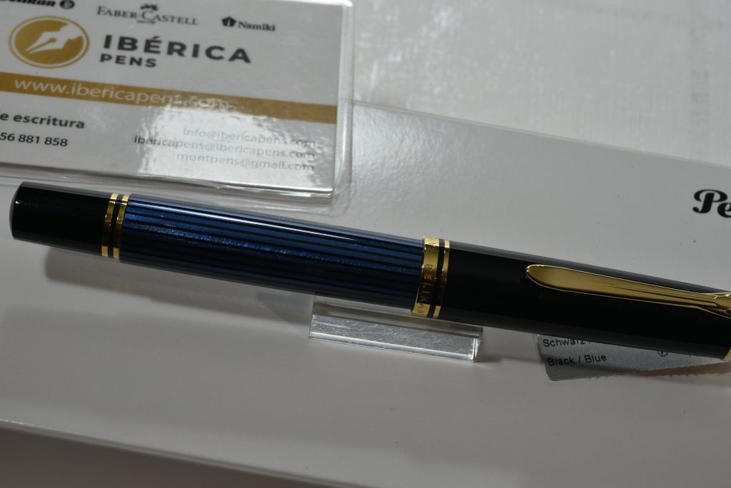 Pluma Estilográfica Pelikan Souverän 600 Negro-Azul - Ibérica Pens ...