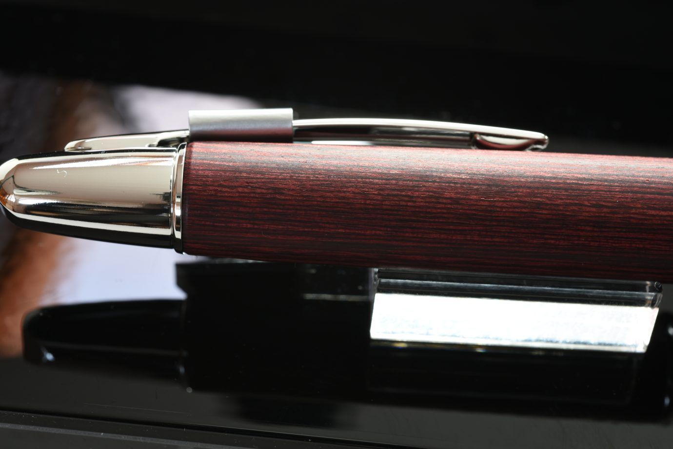 Pilot Capless Wooden red fountain pen - Ibérica Pens | Especialistas en ...
