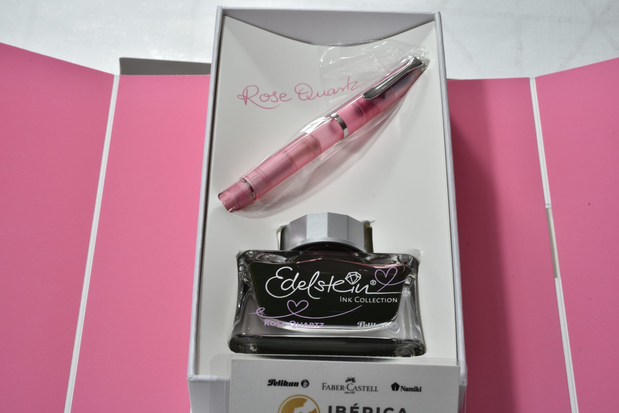 Pluma Estilográfica pelikan Classic 200 Rose-Quartz-Passion con tintero ...